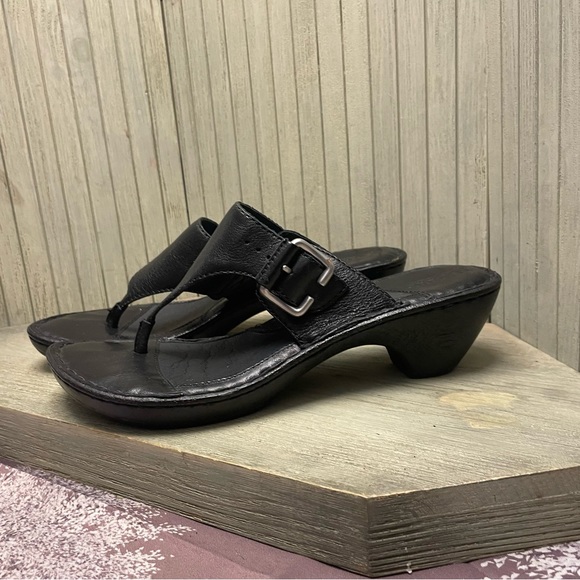 Born | Shoes | Born Black Leather Thong Sandals 8 | Poshmark